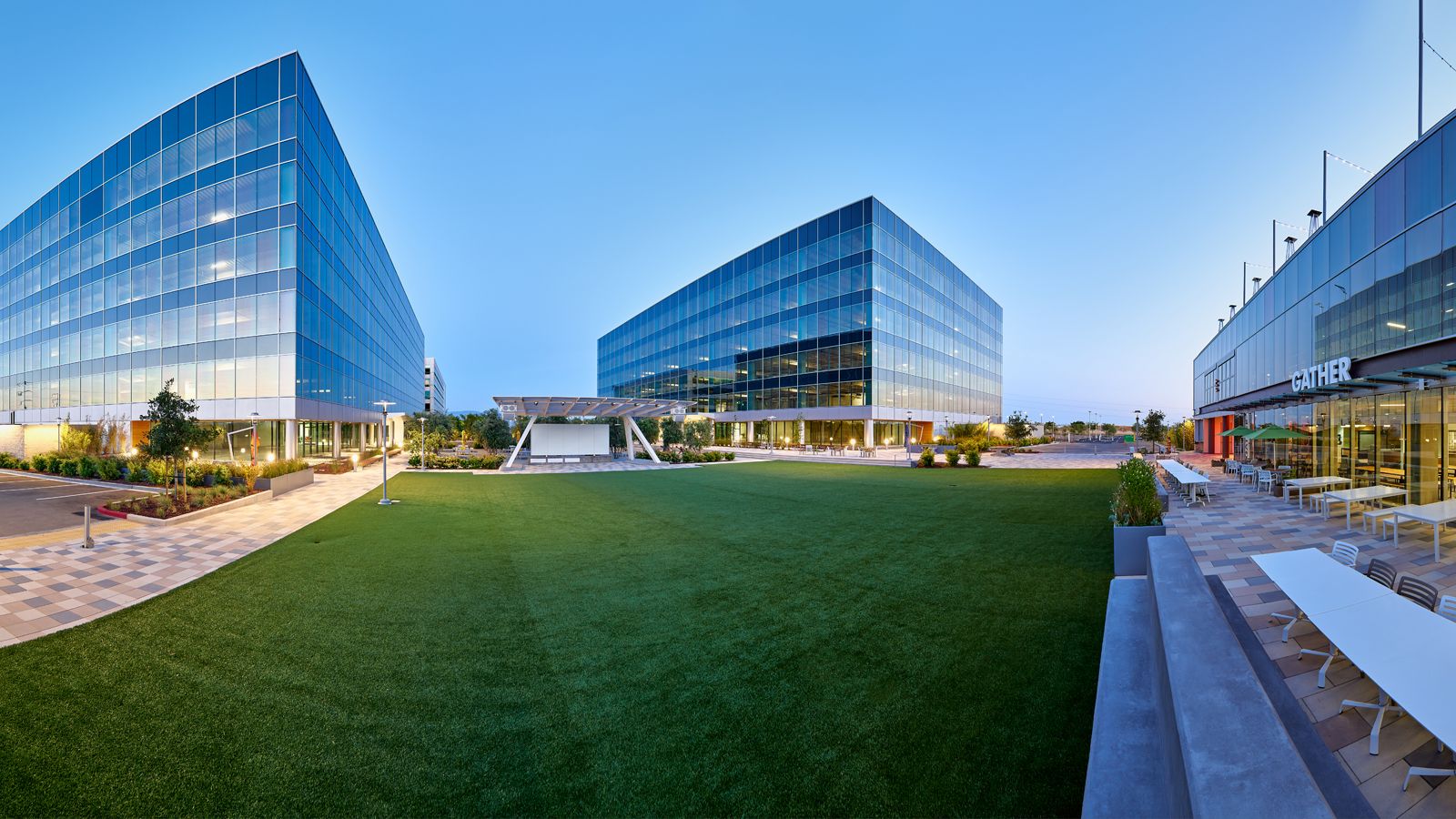 Large Architecture | America Center 2